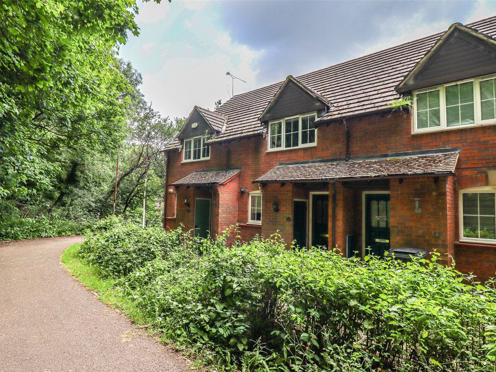 2 Bed Terraced House For Sale In Hudson Way Abbey Meads Swindon