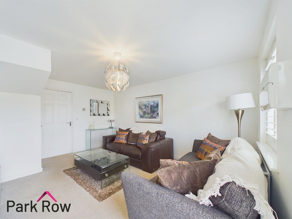 3 bed terraced house for sale in Rochester Row, Sherburn In Elmet ...