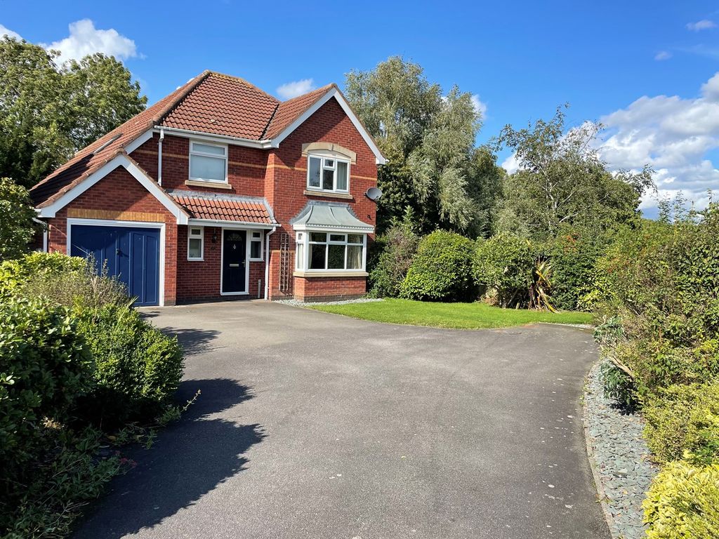 4 Bed Detached House For Sale In Fallow Close Broughton Astley