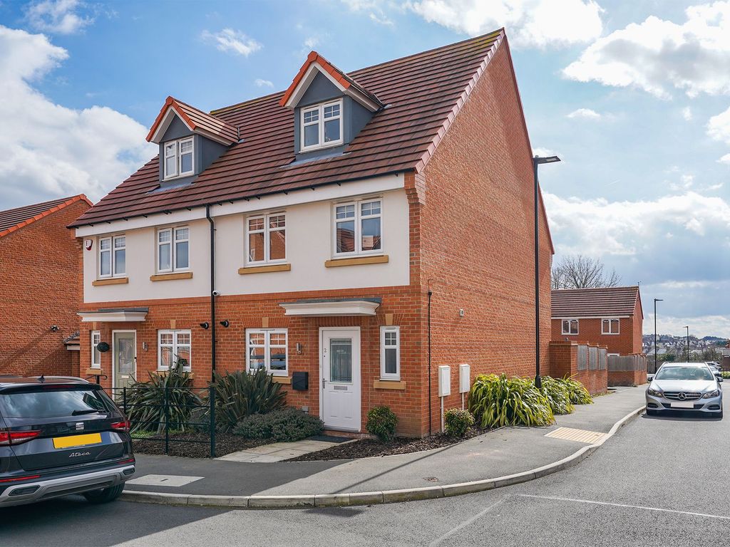 4 bed semi-detached house for sale in Redwood Lane, Mosborough S20 - Zoopla