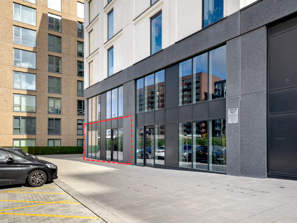 Retail premises to let in 6 John Harrison Square, London E16, £32,496 pa - Zoopla