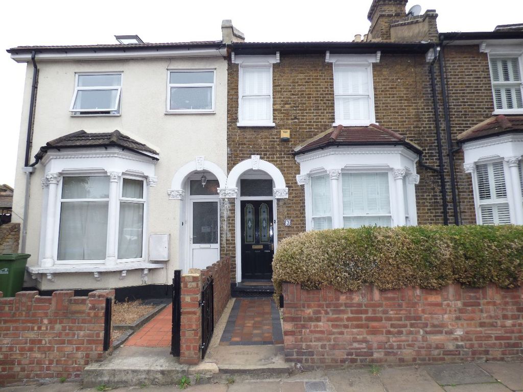 Room to rent in Hardman Road, London SE7, £965 pcm - Zoopla