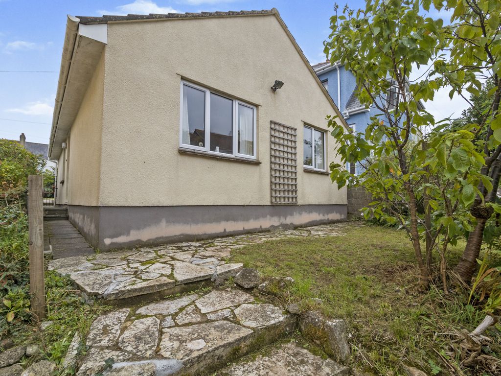 2 bed bungalow for sale in Isaacs Road, Torquay, Devon TQ2 - Zoopla