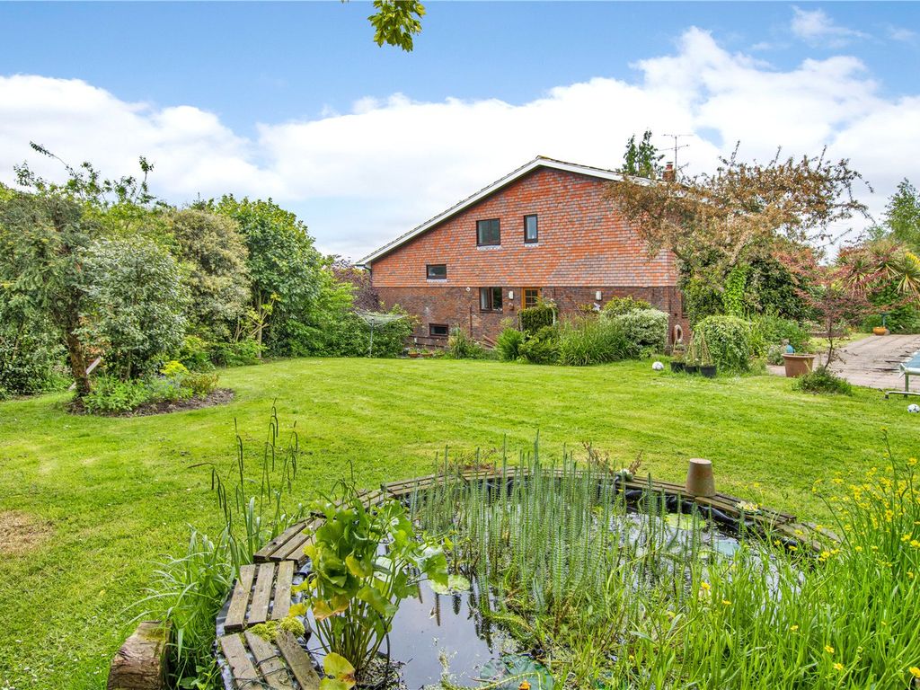 4 bed detached house for sale in Eastwell Barn Mews, Tenterden, Kent ...