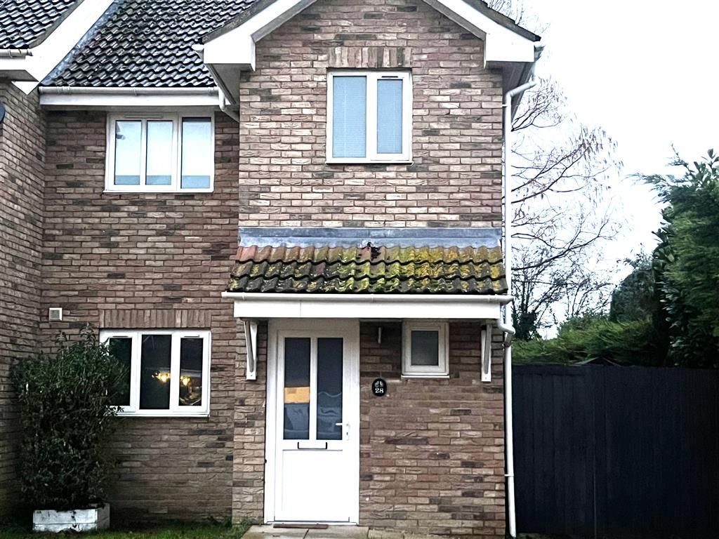 3 Bed End Terrace House To Rent In The Croft Christchurch Wisbech
