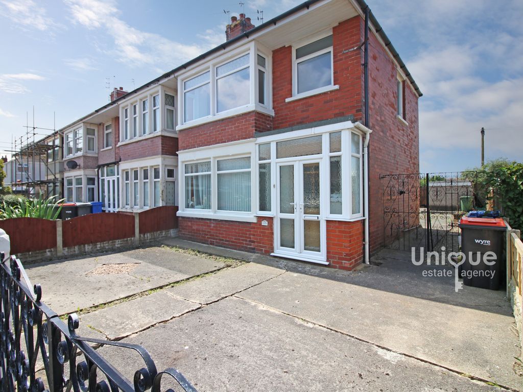 3 Bed Semi Detached House For Sale In Whinfield Avenue Fleetwood