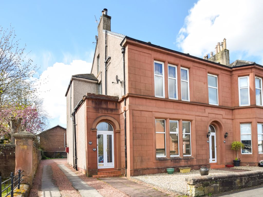2 bed flat for sale in Portland Park, Hamilton ML3, £175,000 - Zoopla