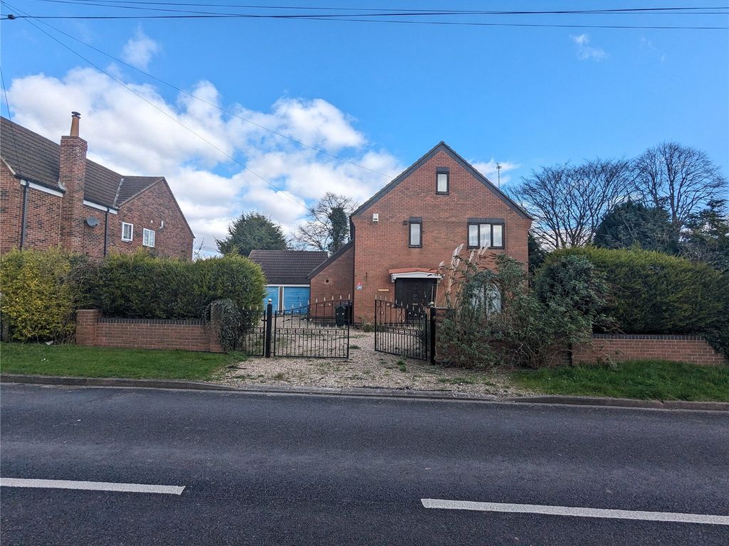 3 bed detached house for sale in Hull Road, Cliffe, Selby, North ...