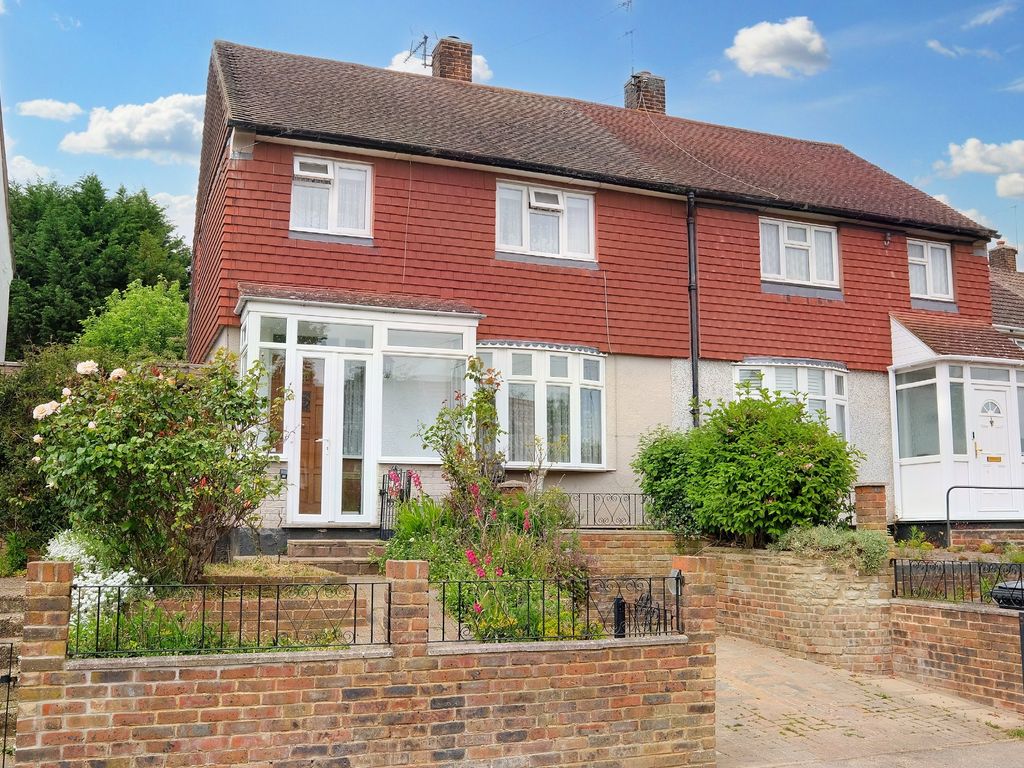 3 Bed Semi Detached House For Sale In Longbury Drive St Pauls Cray