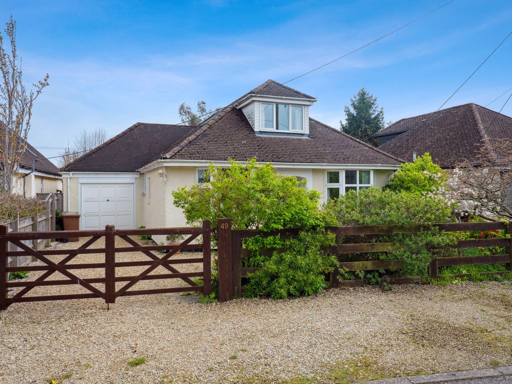 5 Bed Detached Bungalow For Sale In Home Close Wootton Ox13 £675 000