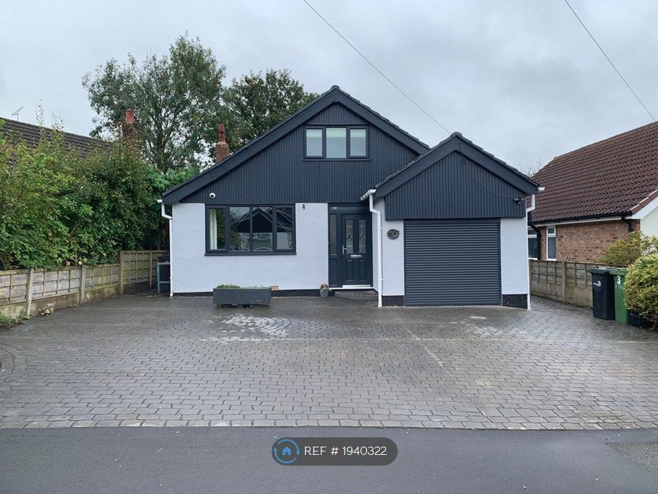 3 bed detached house to rent in Eden Drive, Macclesfield SK10, £2,000 ...