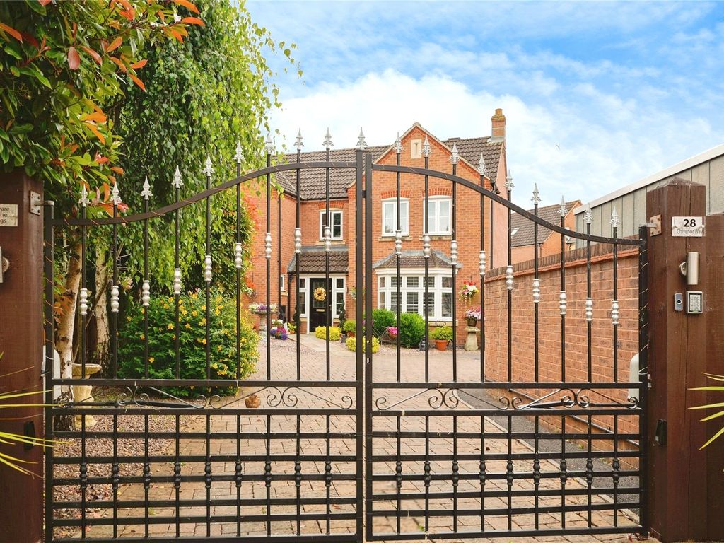 4 bed detached house for sale in Chivenor Way Kingsway, Quedgeley ...