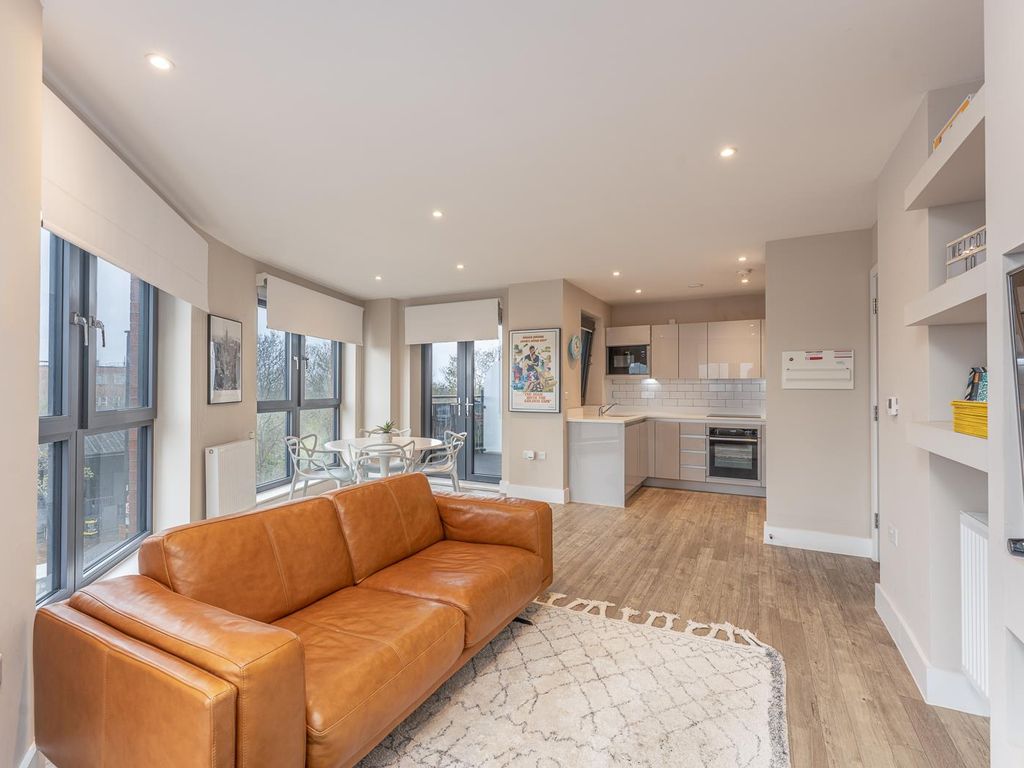 1 bed flat for sale in 403 Nether Street, Finchley, London N3, £410,000 ...