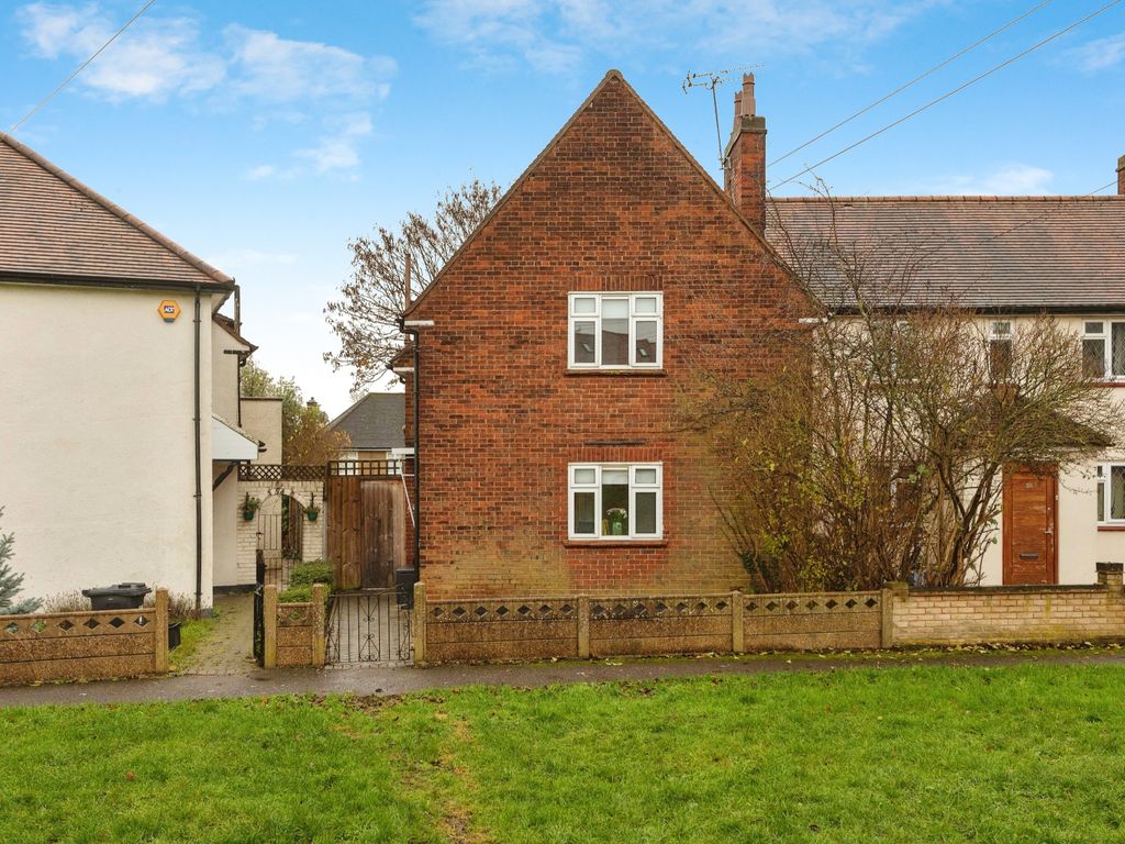 3 Bed End Terrace House For Sale In Greenstead Avenue Woodford Green