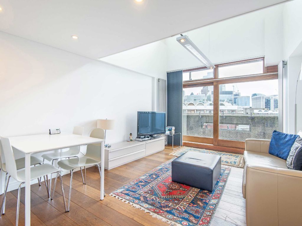 1 bed flat for sale in Frobisher Crescent, London EC2Y, £730,000 - Zoopla