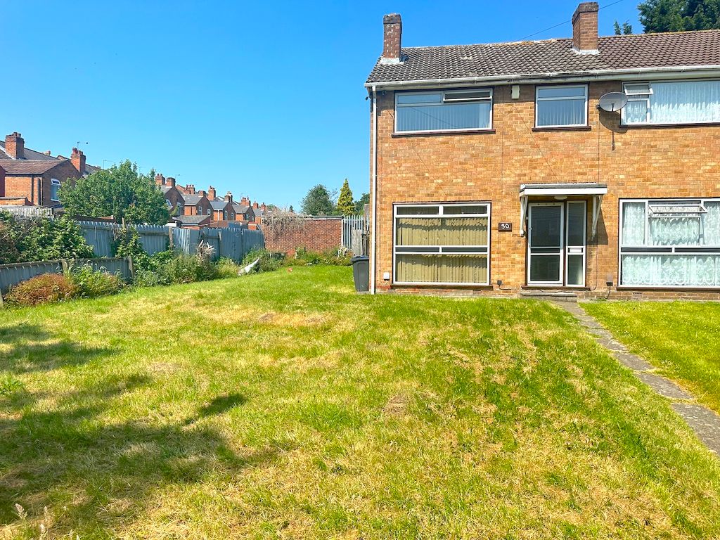 3 Bed End Terrace House For Sale In Lyons Grove Birmingham West