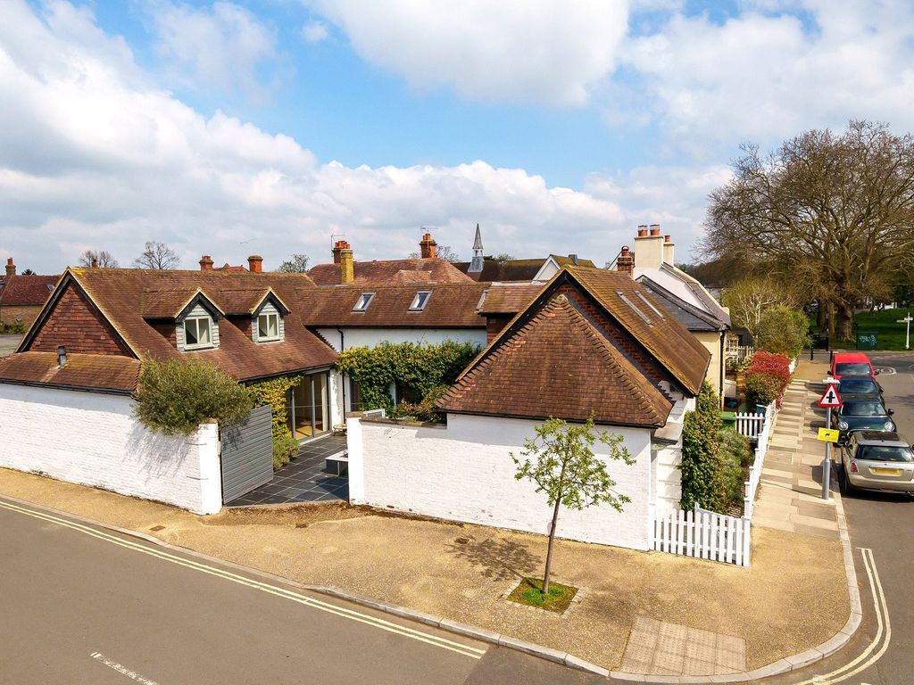 4 bed detached house for sale in Lock Road, Richmond TW10 - Zoopla