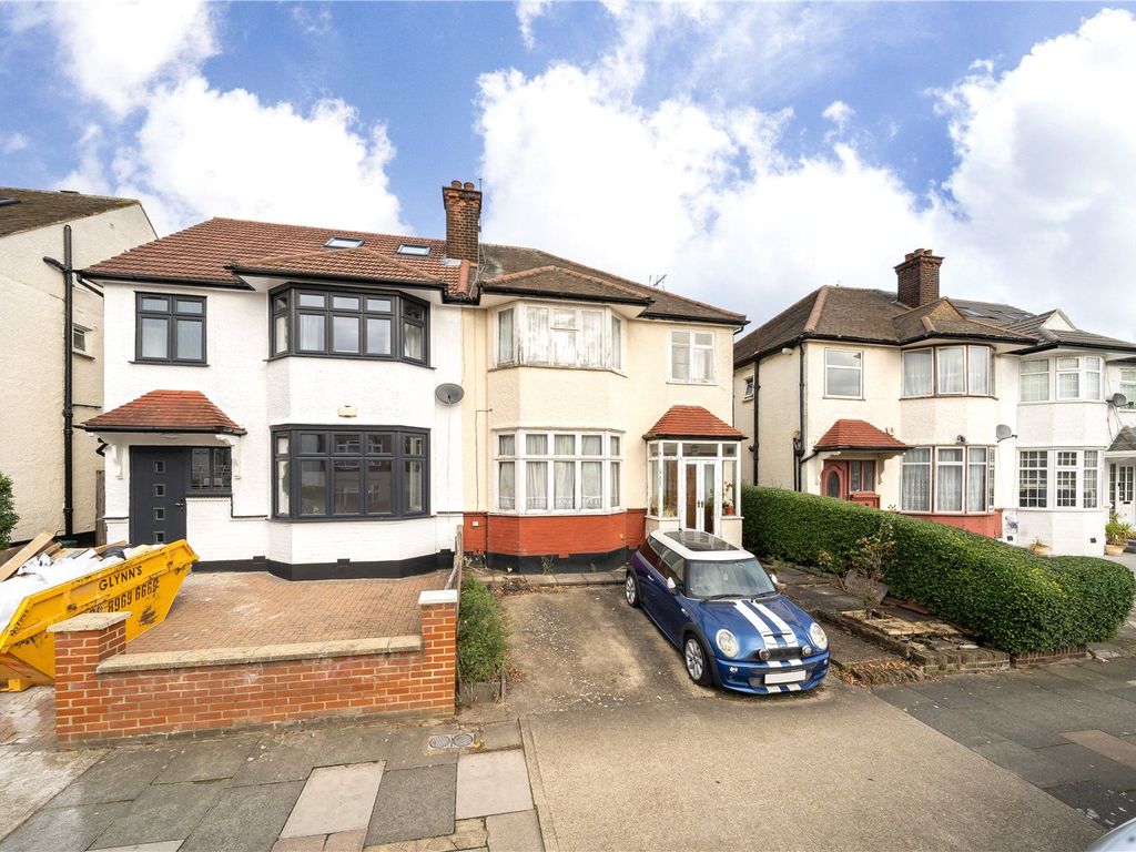 3 Bed Semi Detached House For Sale In Dollis Hill Avenue London Nw2 £