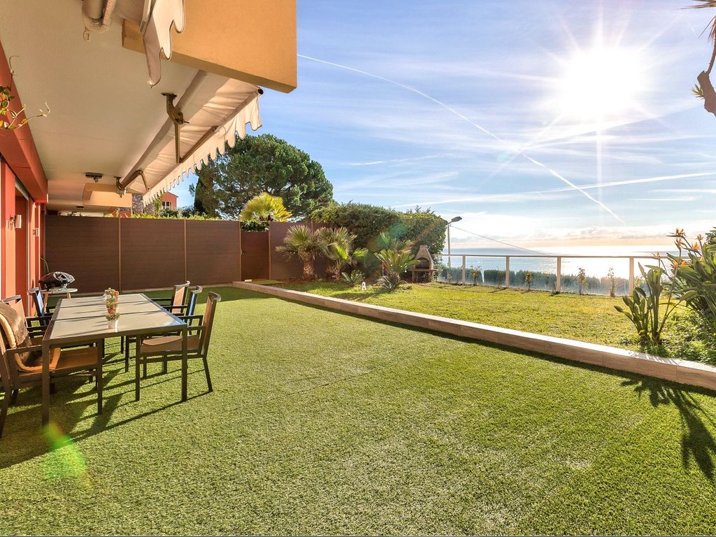 2 bed apartment for sale in Roquebrune-Cap-Martin, French Riviera ...