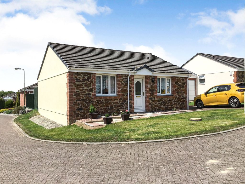 2 bed bungalow for sale in Oakleaf Close, Halwill Junction, Beaworthy ...