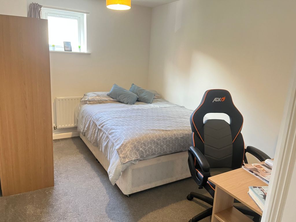 Room to rent in White Star Place, Southampton SO14, £600 pcm - Zoopla