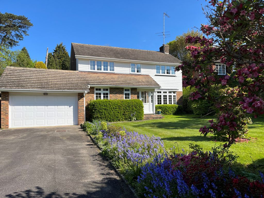 4 bed detached house for sale in Deepdene Park Road, Dorking RH5, £ ...