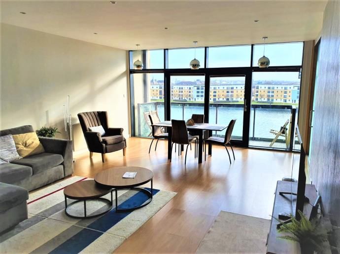 2 Bed Flat To Rent In Finnieston Street Lancefield Quay Glasgow G3 £