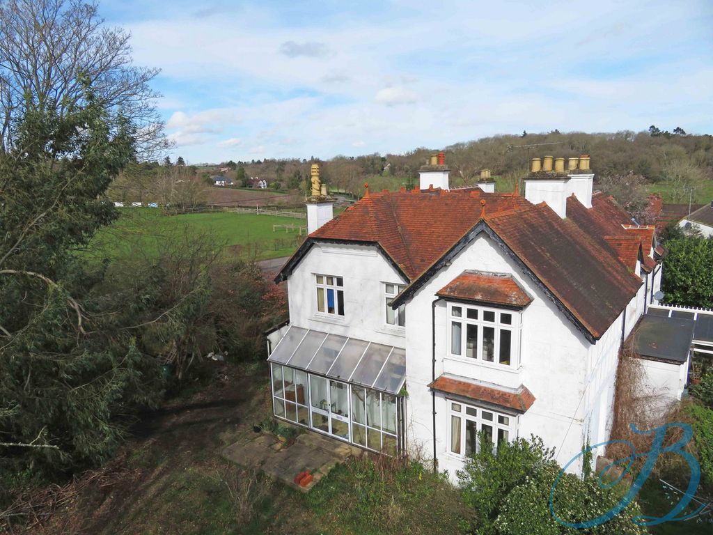 4 bed country house for sale in Whyteladyes Lane, Cookham SL6, £ ...