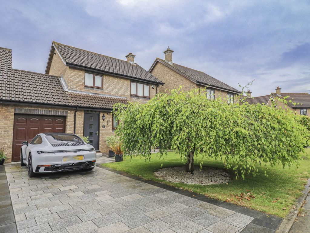 3 bed link detached house for sale in Goddard Drive, North Worle ...