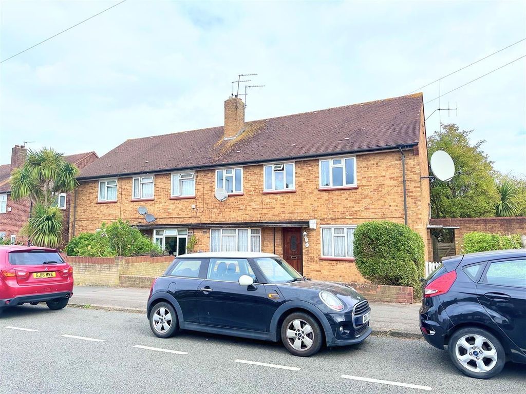 2 bed maisonette to rent in Ryefield Avenue, Hillingdon, Middlesex UB10 ...