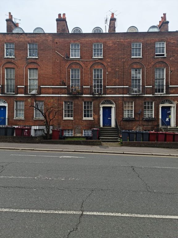 1 bed flat for sale in Southampton Street, Reading RG1 - Zoopla