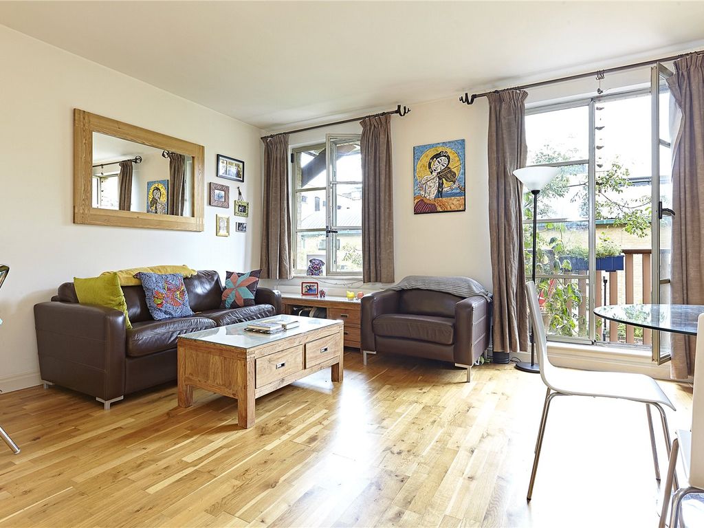 1 bed flat to rent in The Circle, Queen Elizabeth Street SE1, £2,050 ...