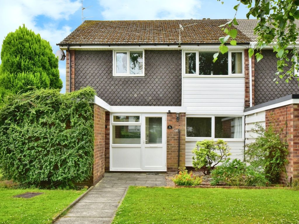 2 bed flat for sale in Caldy Road, Handforth, Wilmslow, Cheshire SK9, £ ...