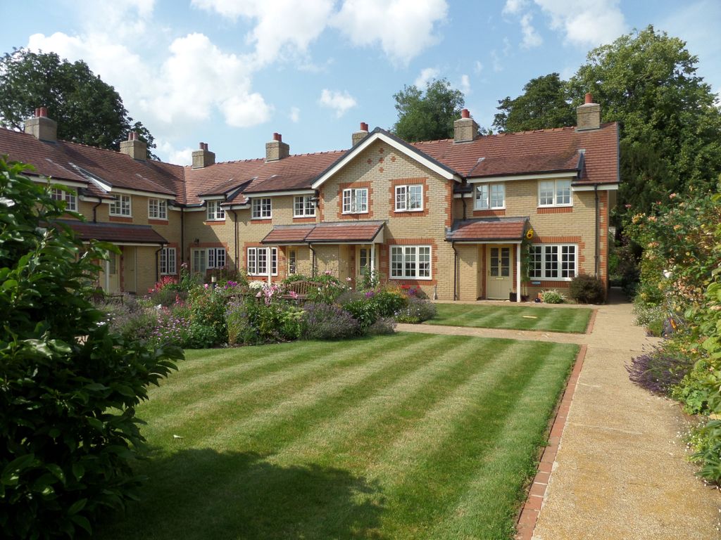 2 bed end terrace house to rent in Garden Court, Gatchell Oaks, Trull ...