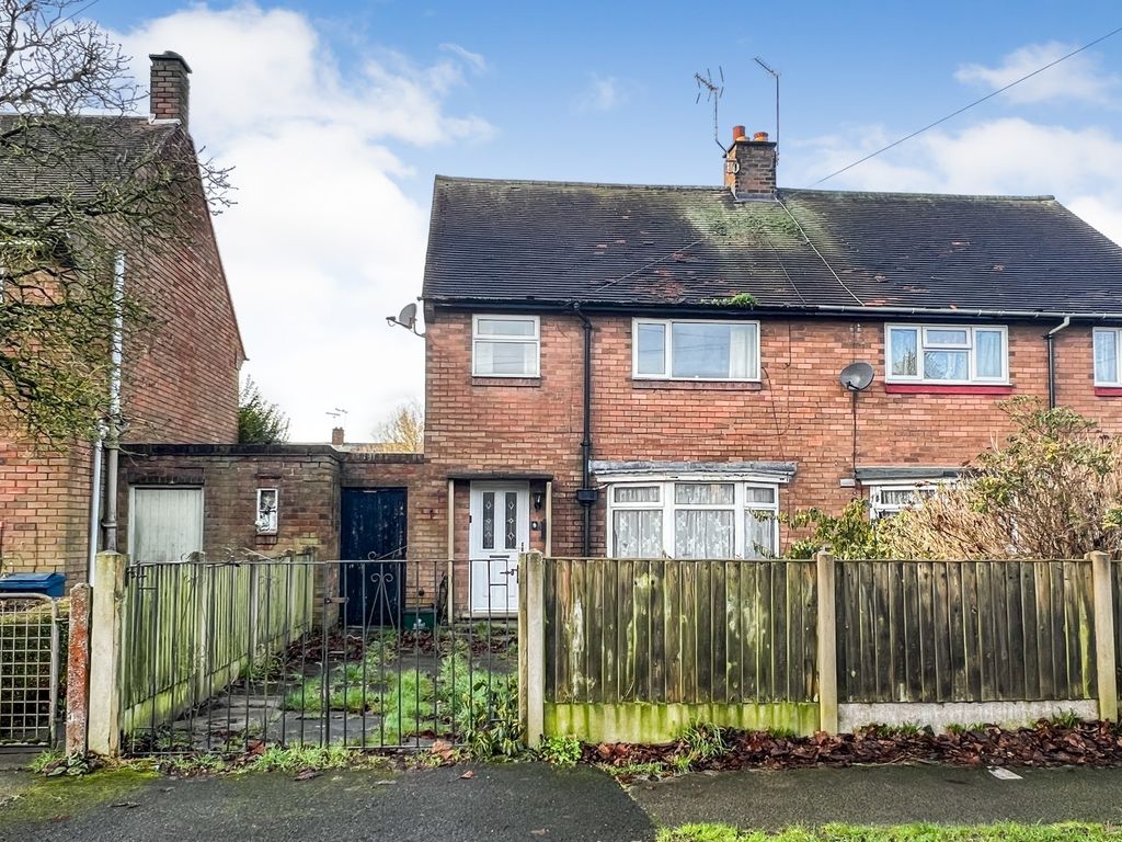 3 Bed Semi Detached House For Sale In Hinton Close Stafford St17 £