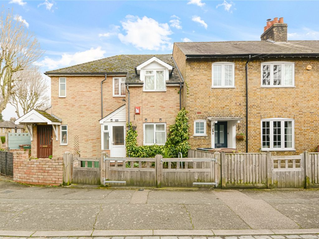 2 bed flat for sale in Epsom Road, Leyton, London E10, £410,000 - Zoopla