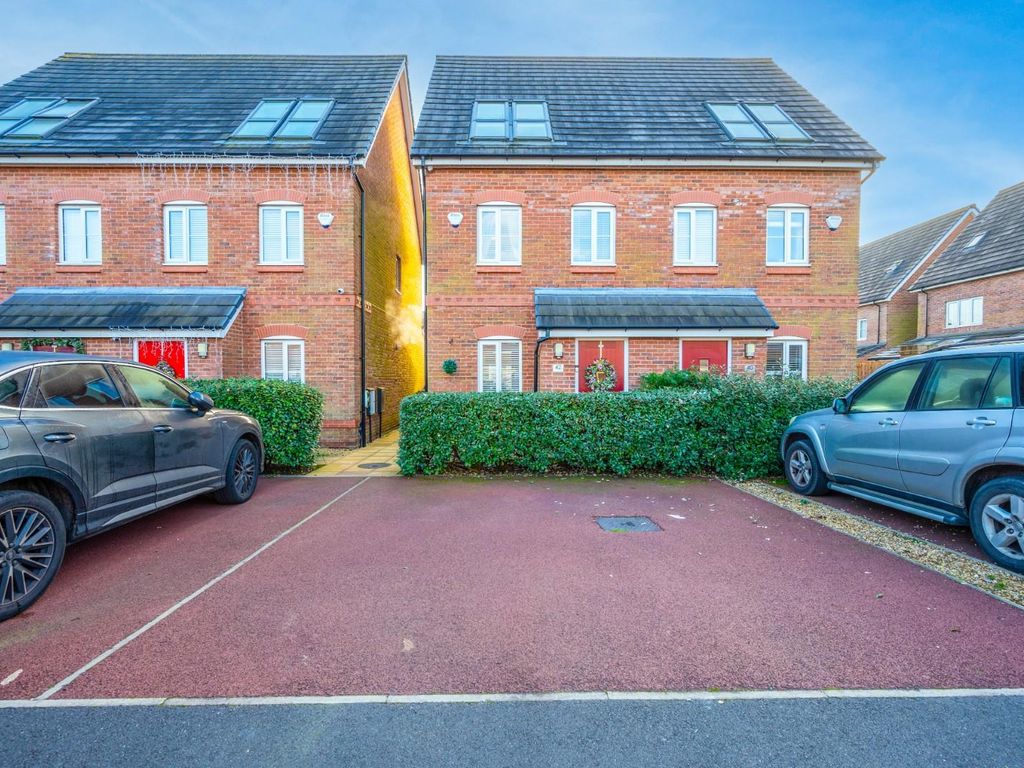 3 Bed Semi Detached House For Sale In Stephenson Grove Rainhill