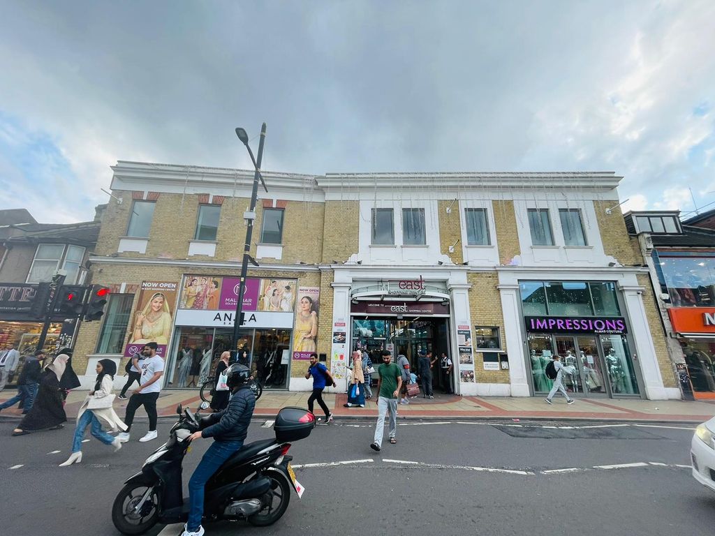 Retail premises for sale in Green Street, Forest Gate E7, £70,000 - Zoopla