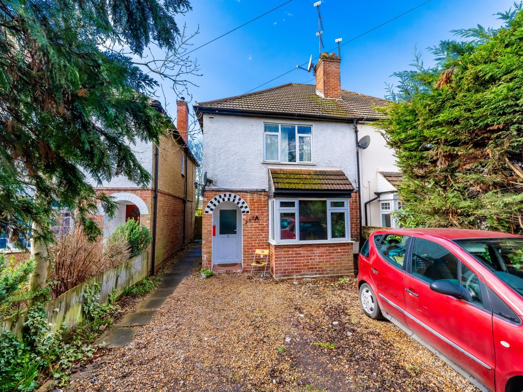 1 bed flat for sale in Frimley Road, Camberley GU15, £125,000 - Zoopla