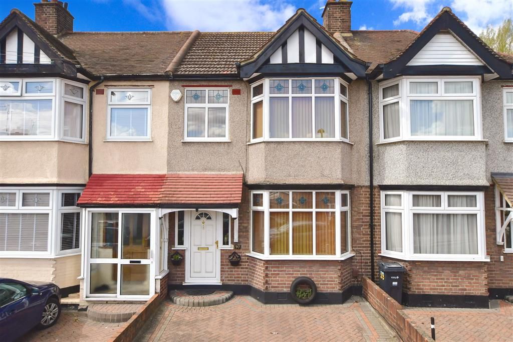 3 Bed Terraced House For Sale In Roxy Avenue Chadwell Heath Essex Rm6