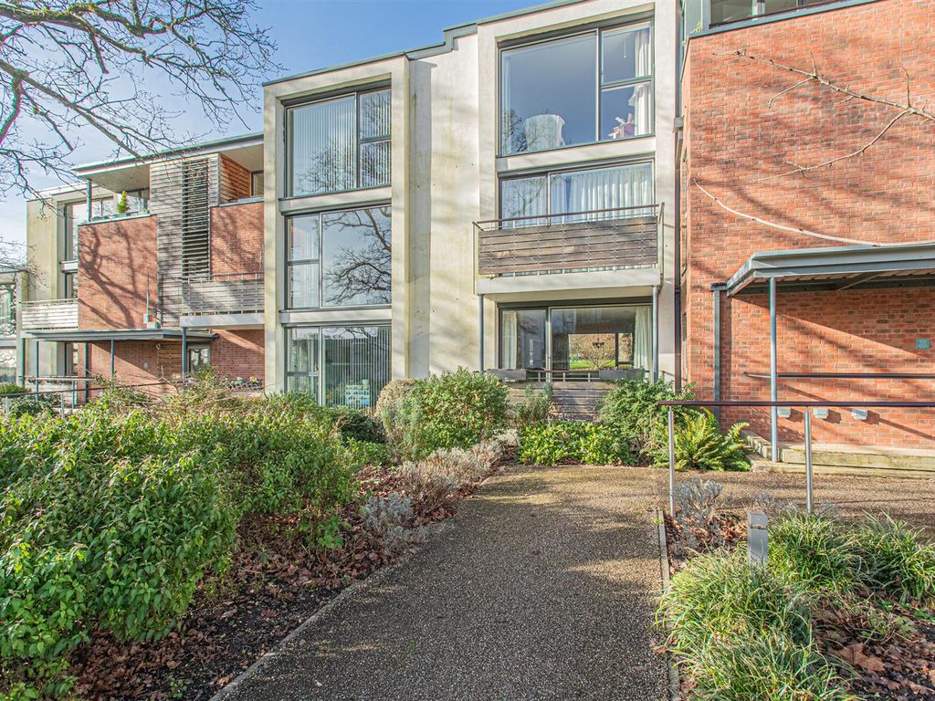 2 bed property for sale in Rowan Lane, Corsham SN13, £415,000 - Zoopla