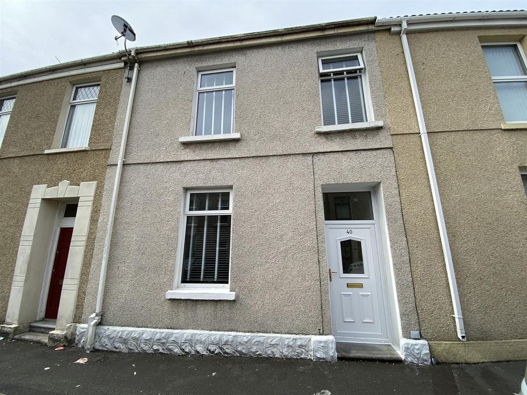 3 bed property for sale in High Street, Llanelli SA15 - Zoopla