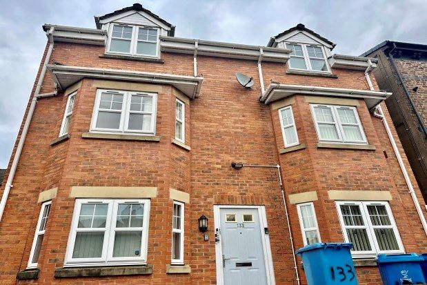 2 bed flat to rent in Moscow Drive, Liverpool L13, £700 pcm - Zoopla