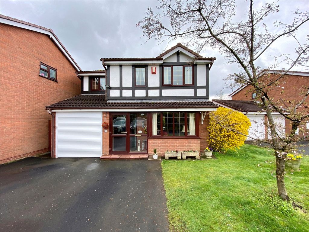 4 Bed Detached House For Sale In Ryebank Road Ketley Bank Telford