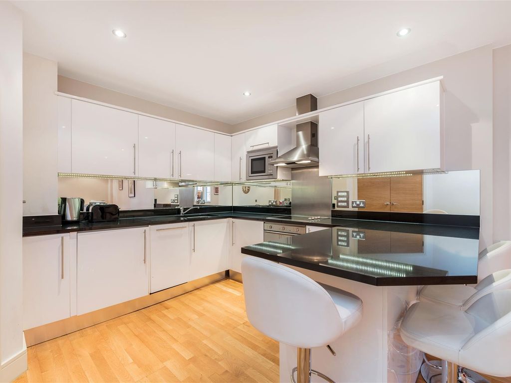 2 bed flat to rent in Romney House, 47 Marsham Street, Westminster ...