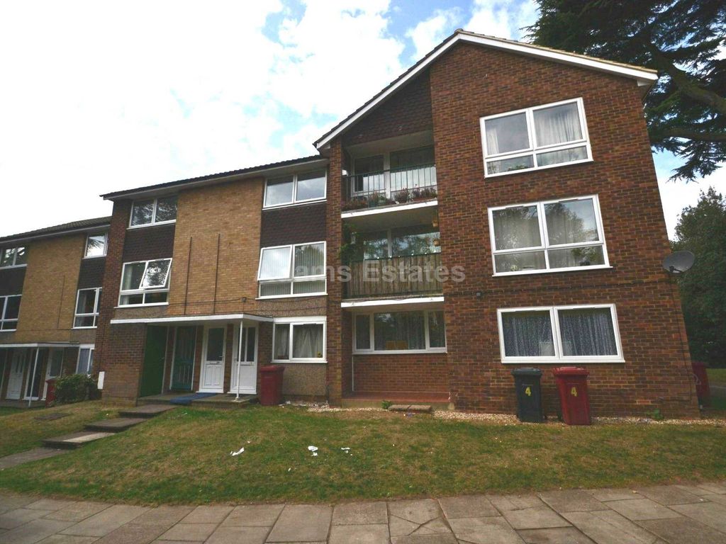 2 bed maisonette to rent in Christchurch Road, Reading RG2 - Zoopla