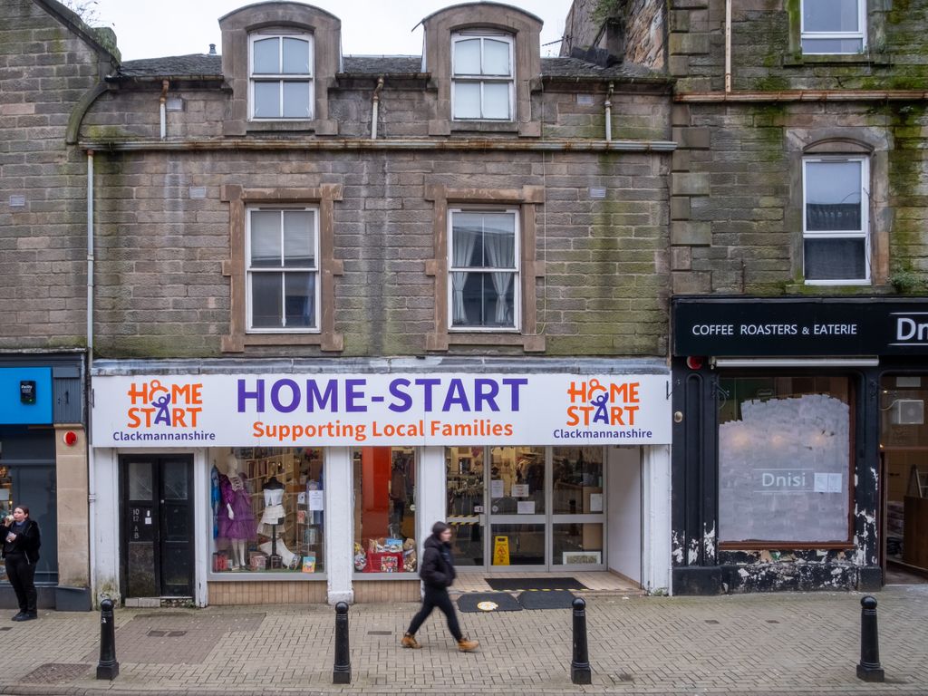 2 bed flat for sale in High Street, Alloa FK10, £55,000 - Zoopla