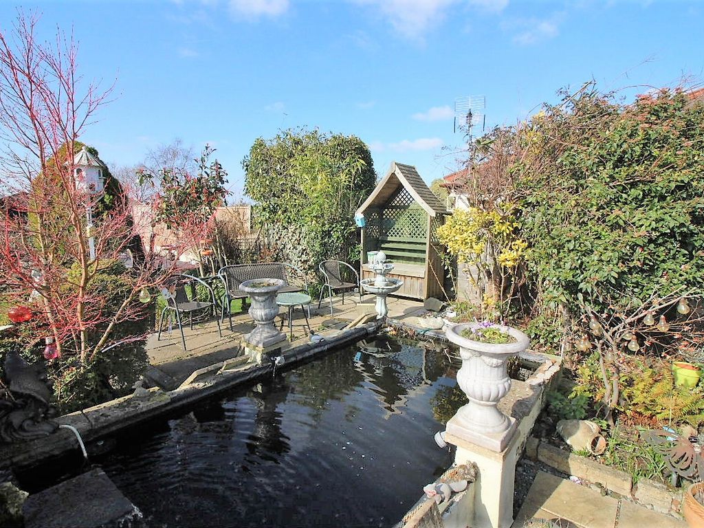 2 bed detached bungalow for sale in Clacton Road, Weeley, Clacton On ...