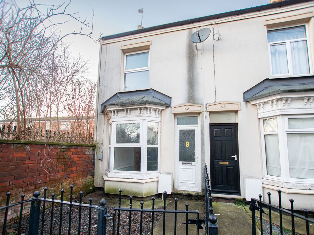 2 bed terraced house to rent in Holland Street, Hull HU9, £575 pcm - Zoopla