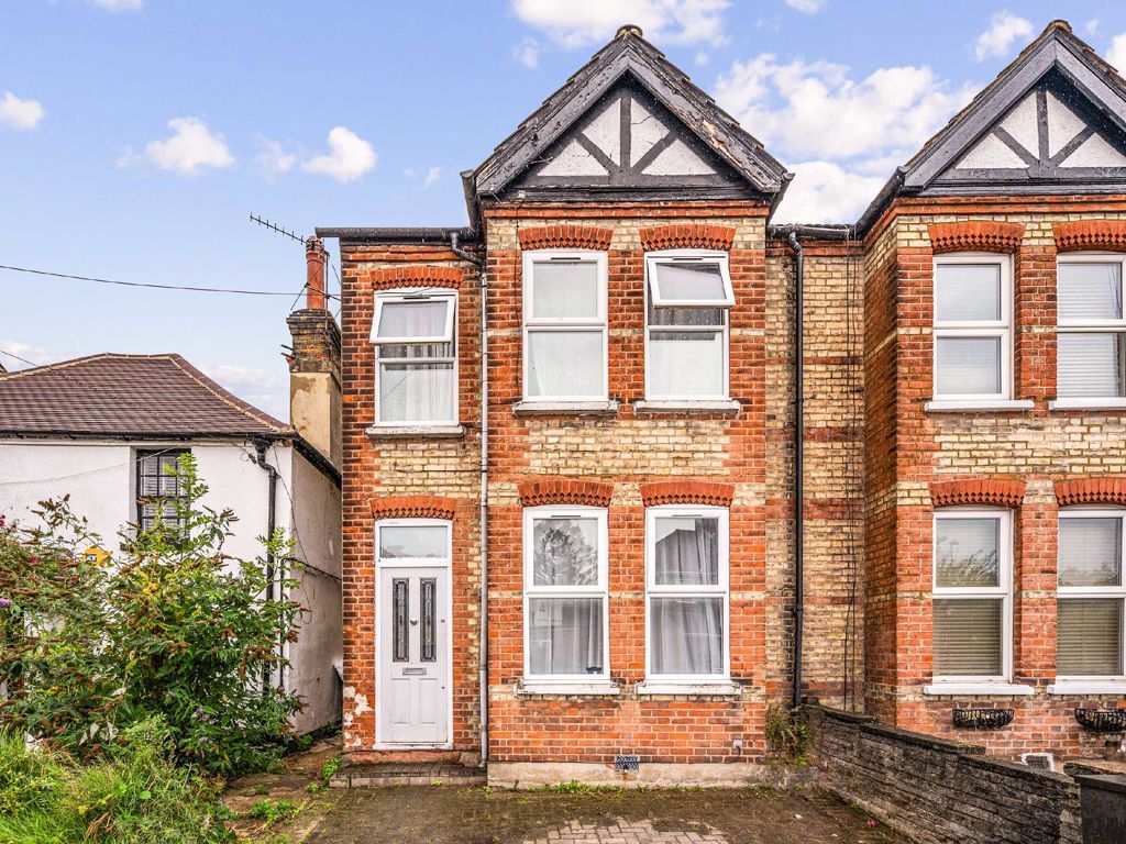 3 Bed Semi Detached House For Sale In Allenby Road Southall Ub1 £